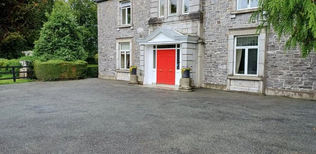 Lara, Maynooth W23P9H6 • Go-to-Ireland.com